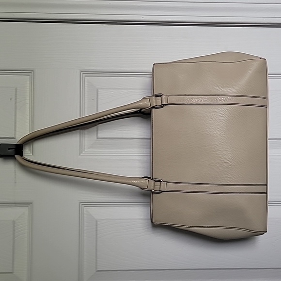 Wilsons Leather | Bags | Genuine Leather Wilsons Leather Purse | Poshmark